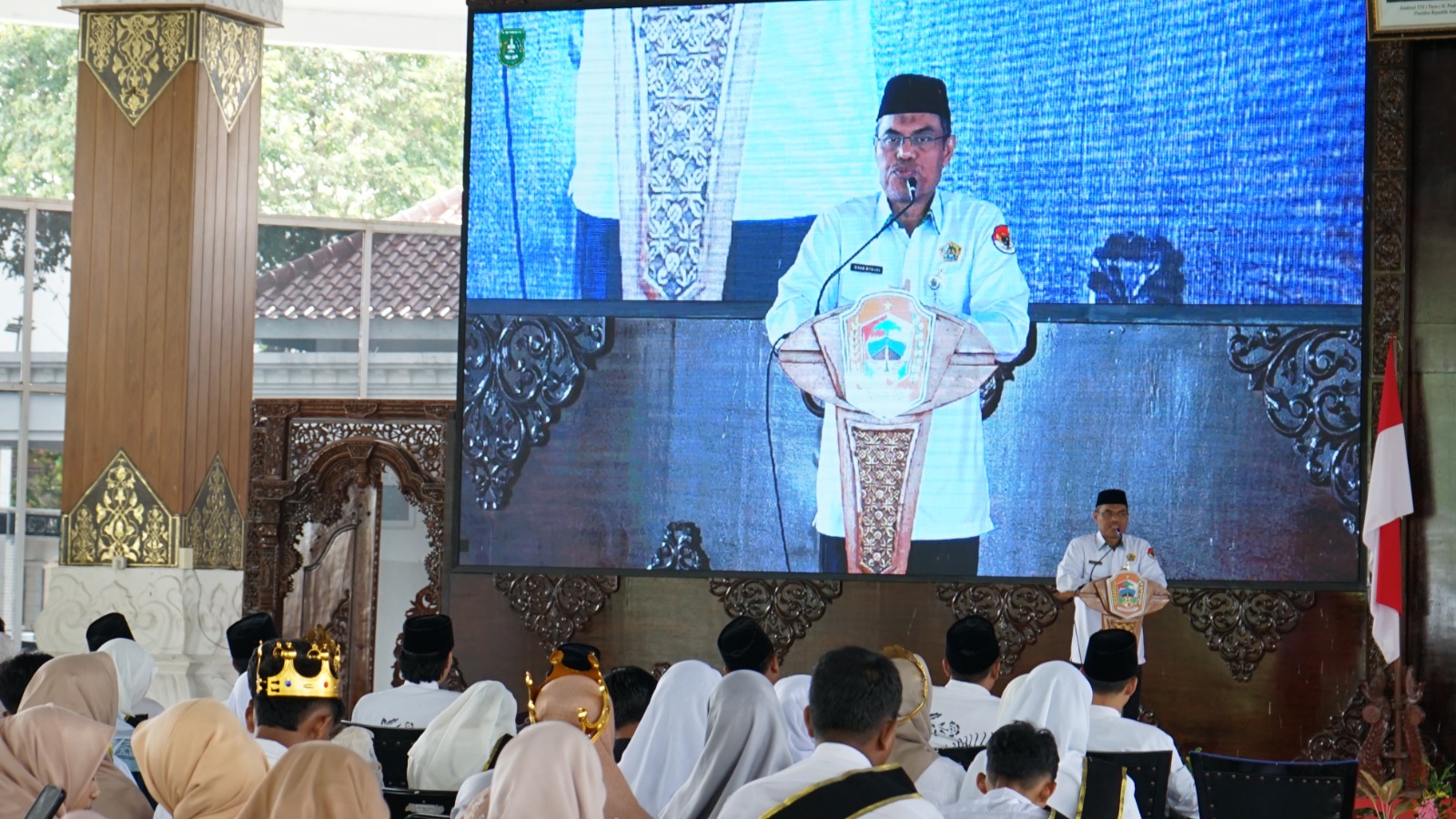 Wisuda Tahfidz MTs N 2 Karanganyar, Kemenag Tekankan Pentingnya Menjaga ...